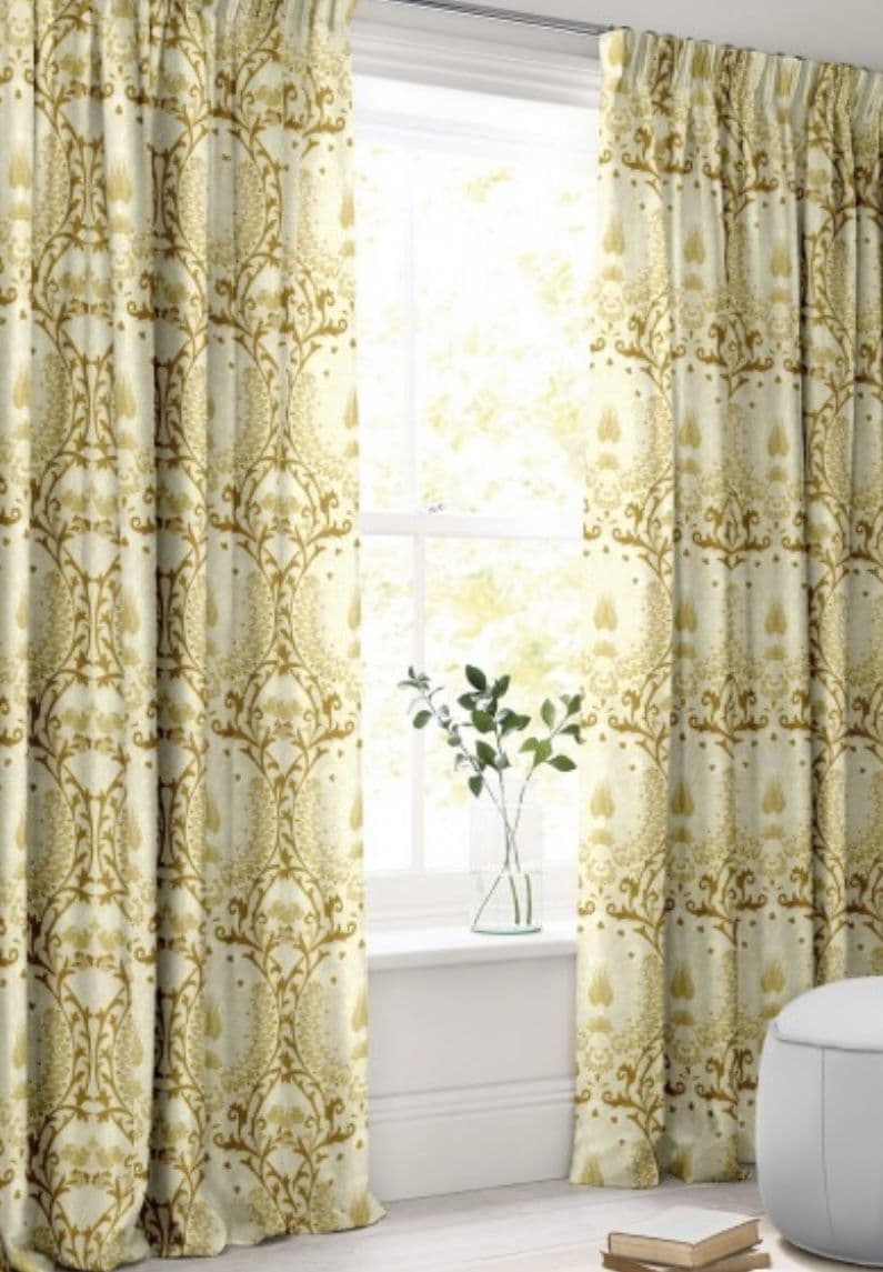 Jim Dickens Isfahan Fabric in Cornsilk 18 metres - norfolktextiles.co.uk